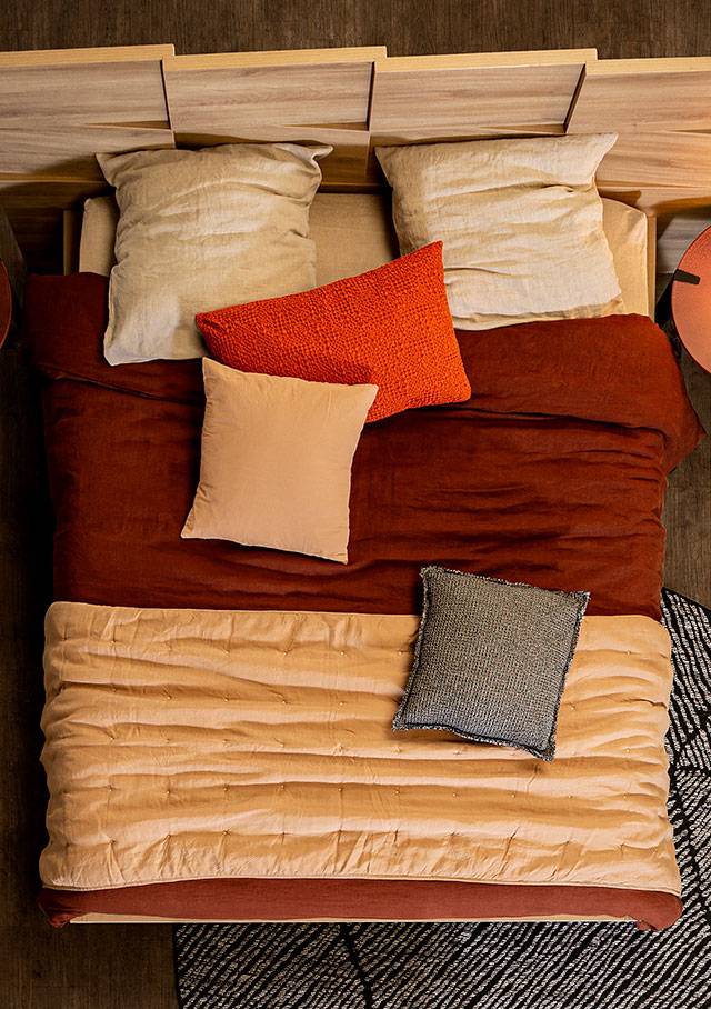 Mervent bed | Gautier Furniture