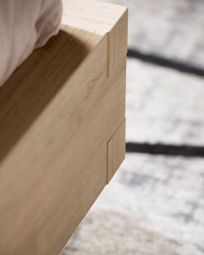 Mervent bed | Gautier Furniture