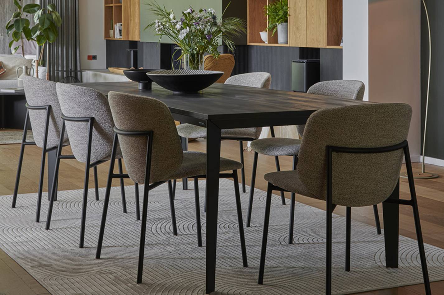 Smart designer 6-seater dining table | Gautier Furniture